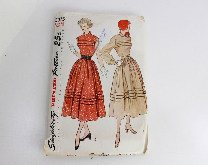 1940s Dress Sewing Pattern Simplicity 3075, Bust 36, Full Skirt, Round ...