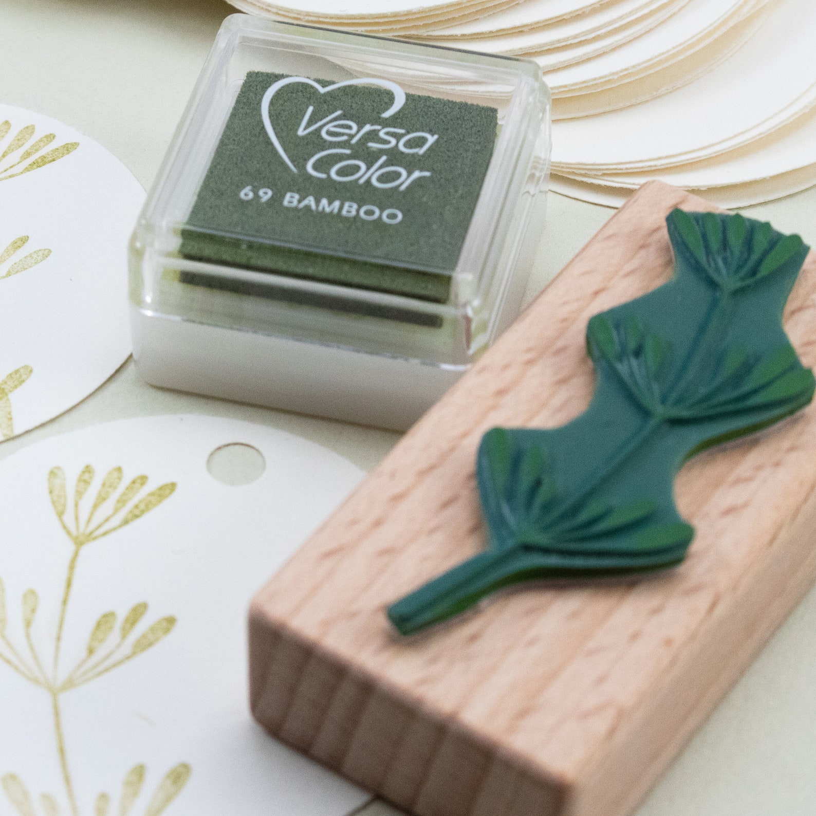 Stamp Set GARDEN GREETINGS a Botanical Stamp With a Small Ink | Etsy