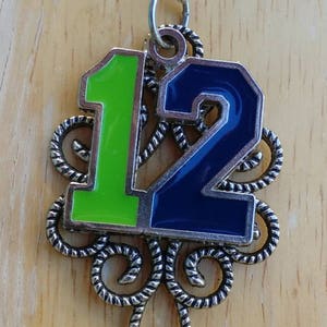 Green and Blue 12 Necklace - Etsy