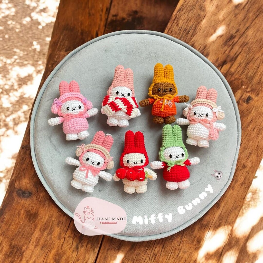 Handmade Crochet Lifestyle Keychain Bag With Charm, Handmade Crochet ...