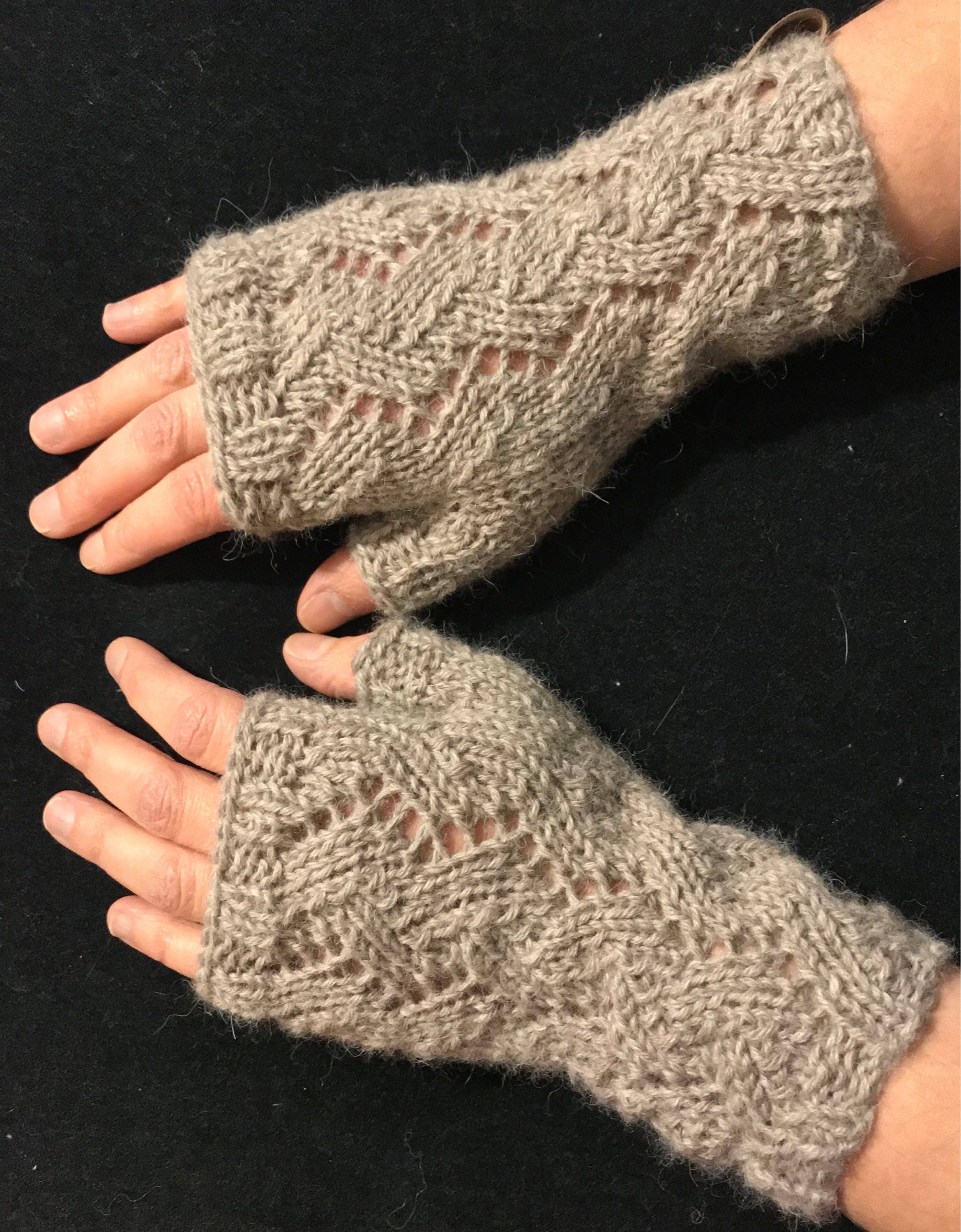 Zigzag Fingerless Mitts Knitting Pattern - Etsy