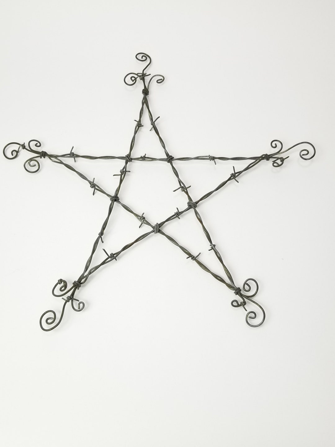 Small and Simple Barbed Wire Star Garden Decoration, Free Shipping in ...