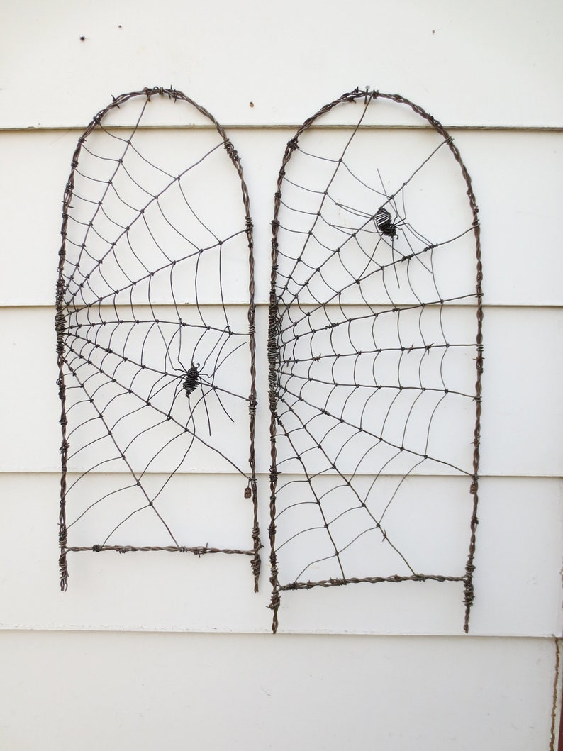 Spider Spinning A Web Barbed Wire Garden Trellis Made to Order - Etsy ...