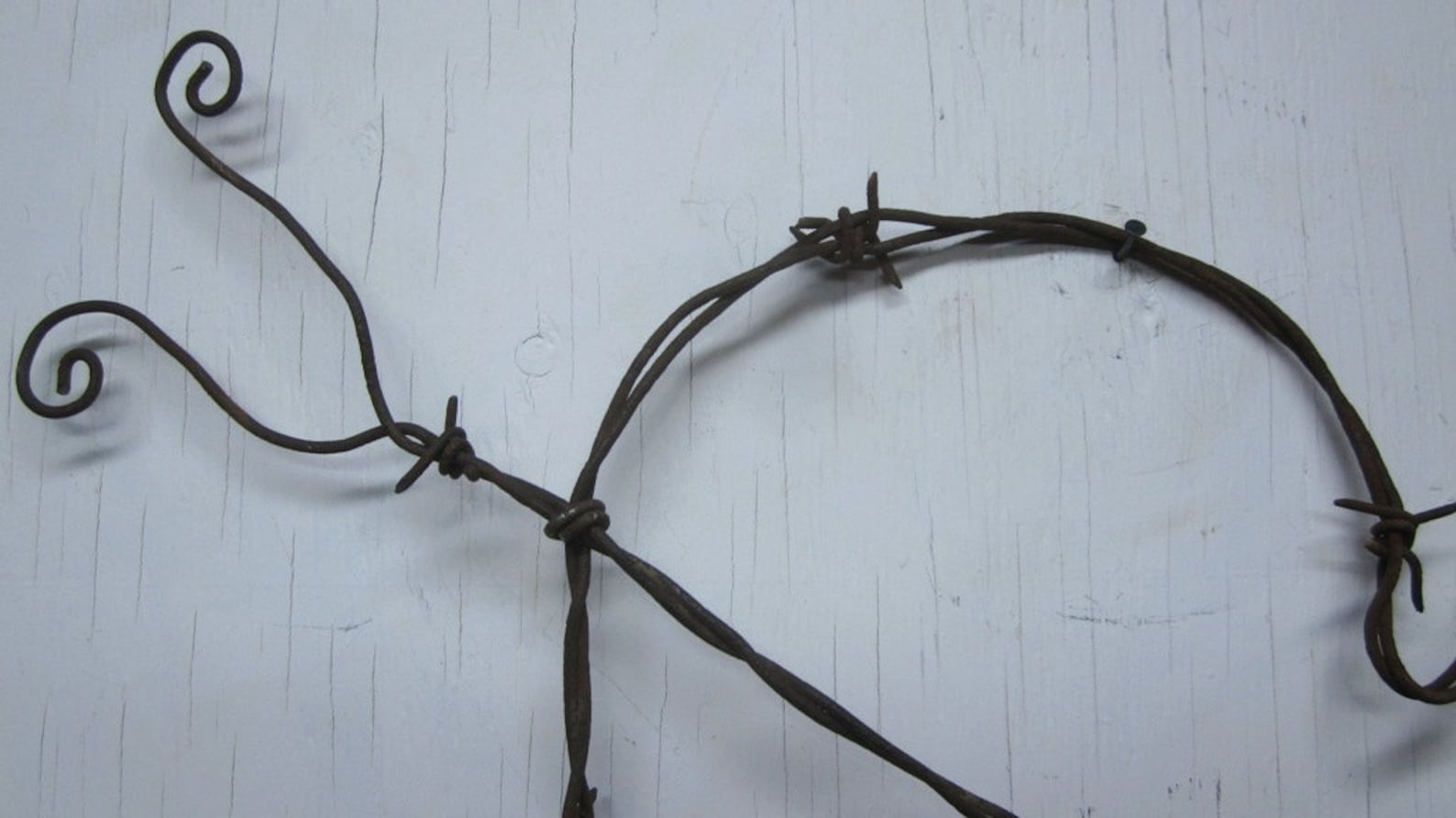 Gnarly Barbs Large Rustic Barbed Wire Heart With Arrow Made to - Etsy