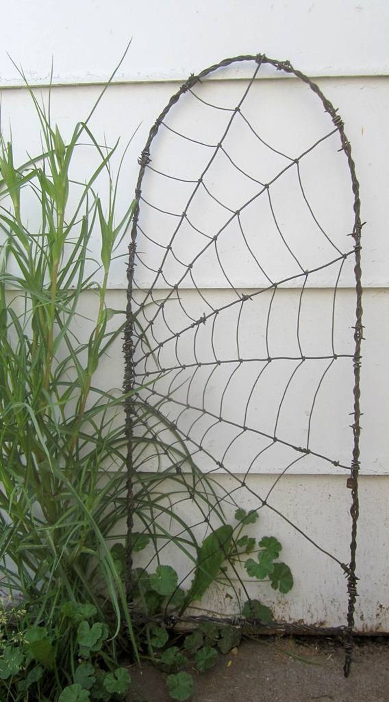 Beautiful Barbed Wire Spider Web Garden Trellis - Etsy