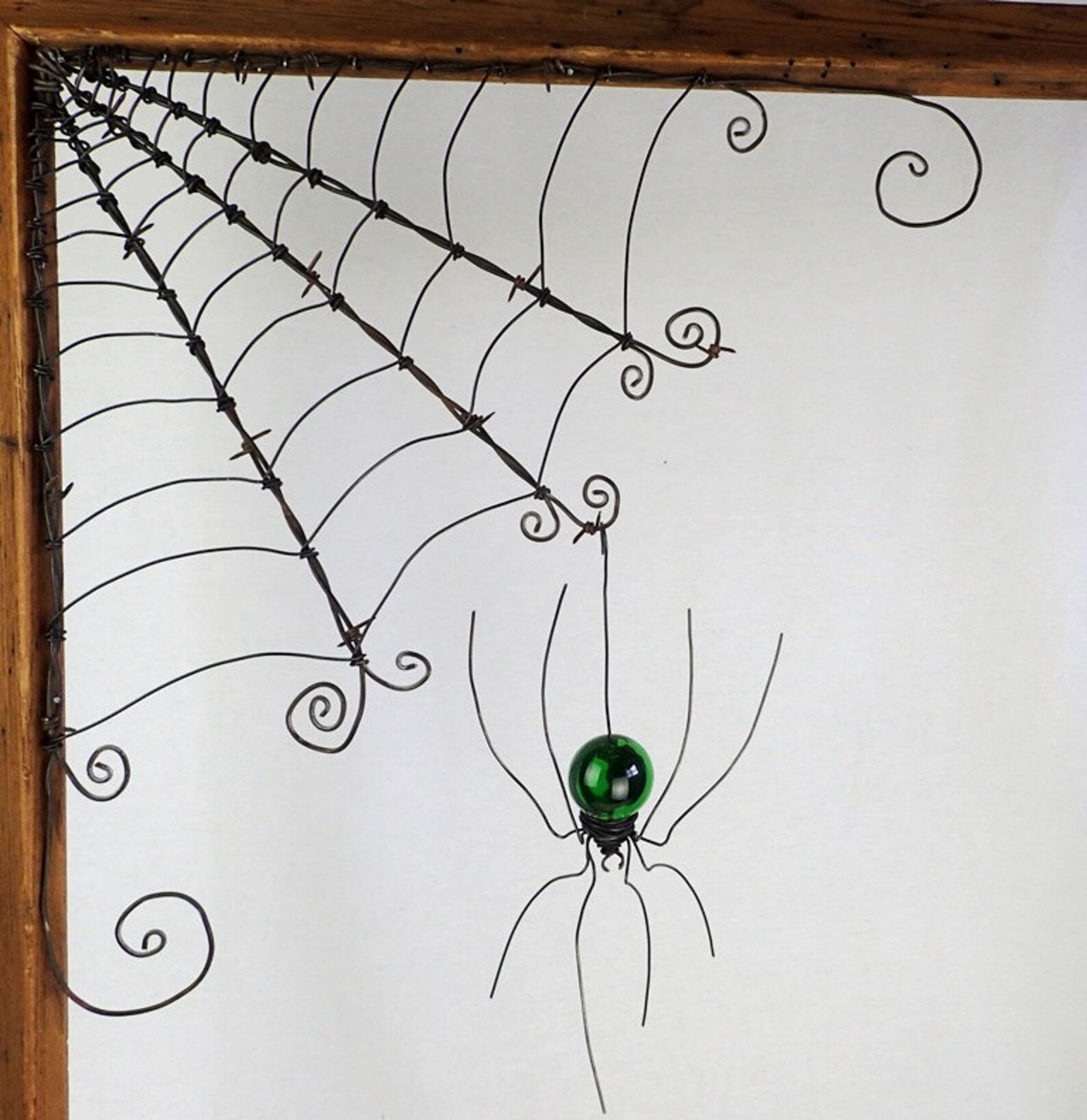 18" Barbed Wire Corner Spider Web With Green Spider, Free Shipping in ...