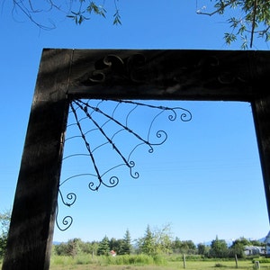 Wicked Wee Barbed Wire 12 Corner Spider Web Twisted for Halloween - Etsy