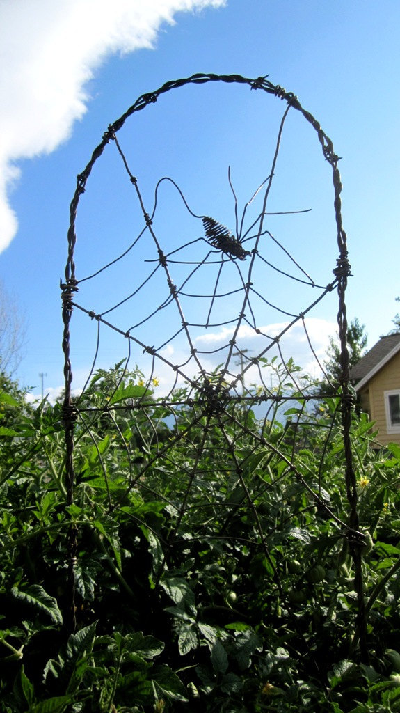 Spinning Spider in A Web Barbed Wire Garden Trellis - Etsy