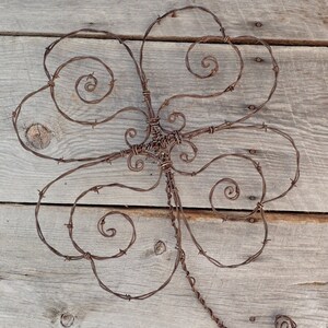 Lucky Spirillian Clover Barbed Wire Hanging. - Etsy