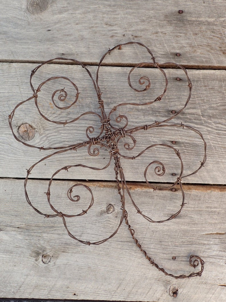 Lucky Spirillian Clover Barbed Wire Hanging. - Etsy