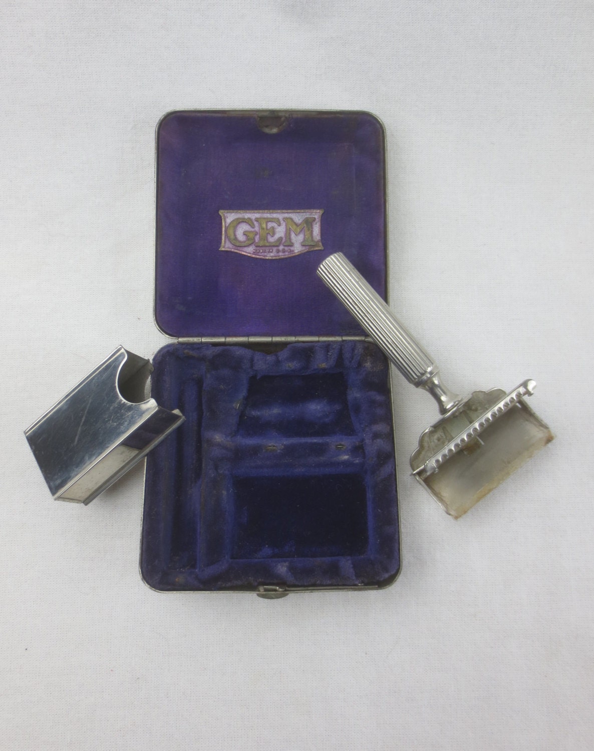 Vintage 1940's-1950's GEM Travel Razor Set in Silver - Etsy