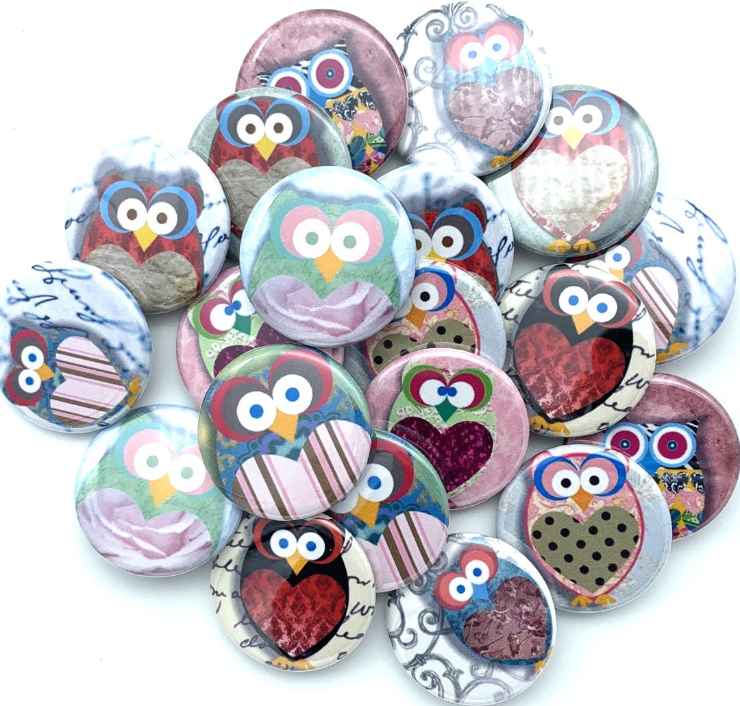 Cute Owl Buttons. Set of TWENTY. Various Backs and Sizes. Great ...