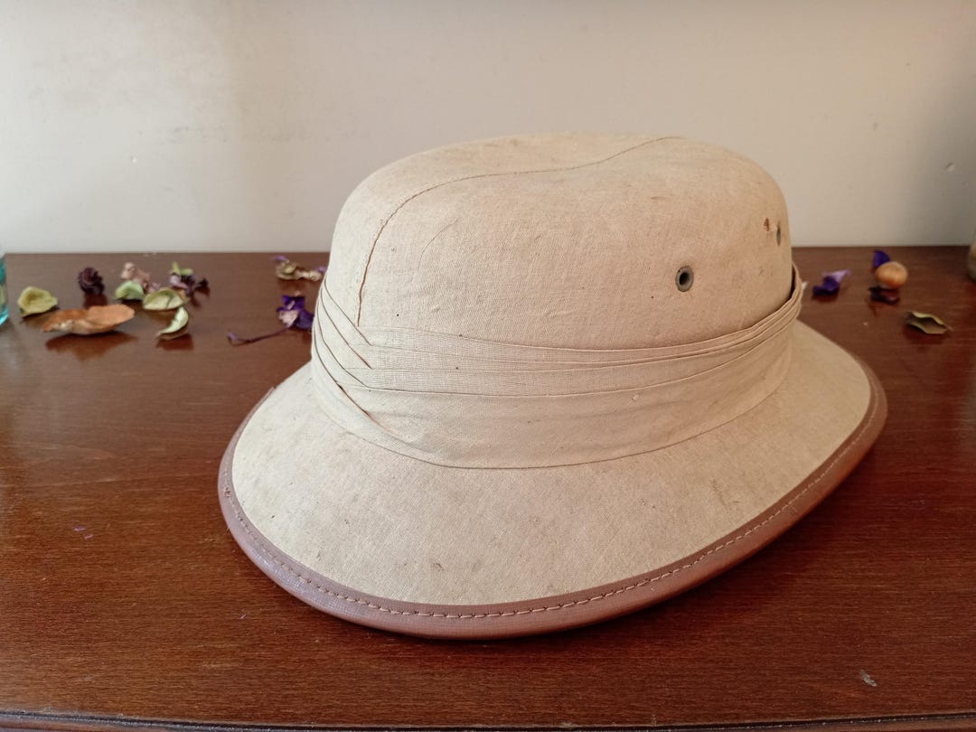 French Colonial Police Helmet, 1950s, Historical Collector's Item - Etsy