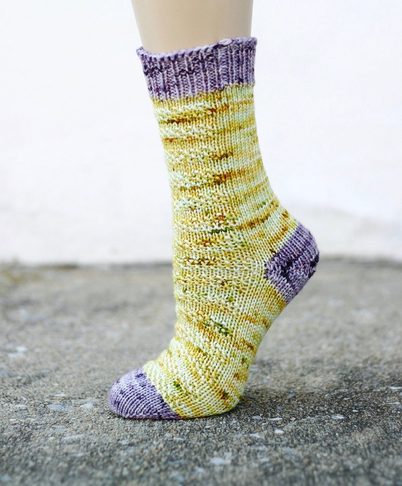 DK House Socks Knitting Pattern PDF Instant Download - Etsy