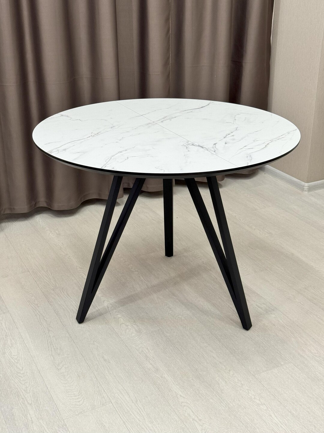 Extendable Round Dining Table: Modern Marble HPL Top, Farmhouse Style ...