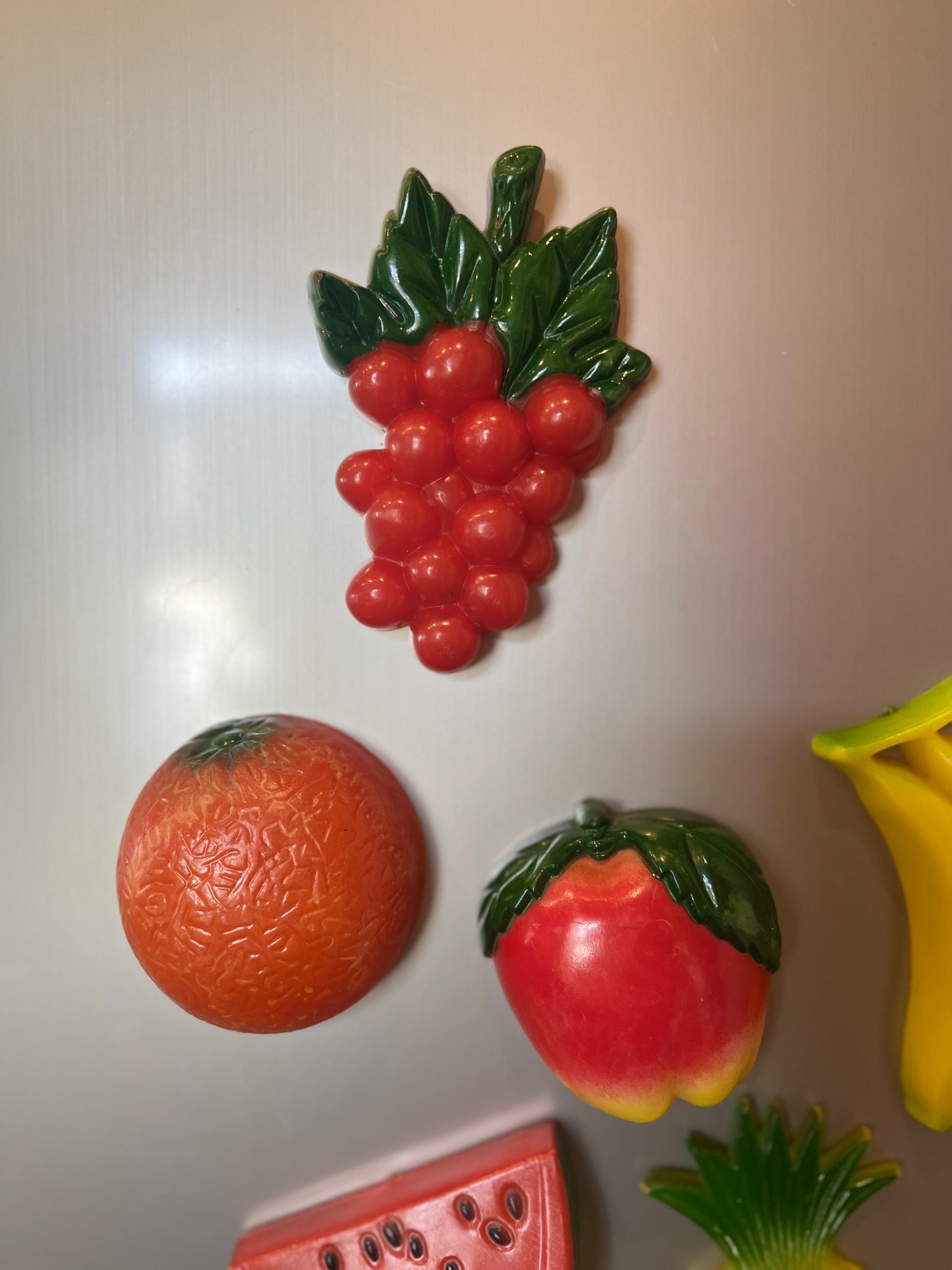 1970s Fruit/veg Refrigerator Magnets Set of Vintage Fridge Magnets ...
