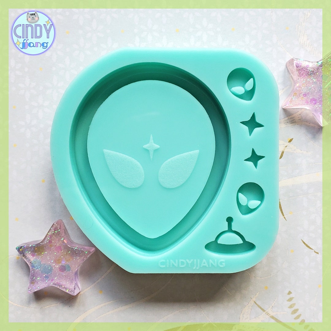 Alien Shaker With Bits Mold | Shiny Silicone Mold for Resin Craft ...