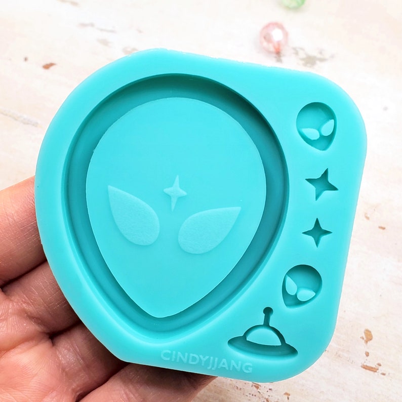 Alien Shaker With Bits Mold Shiny Silicone Mold for Resin - Etsy