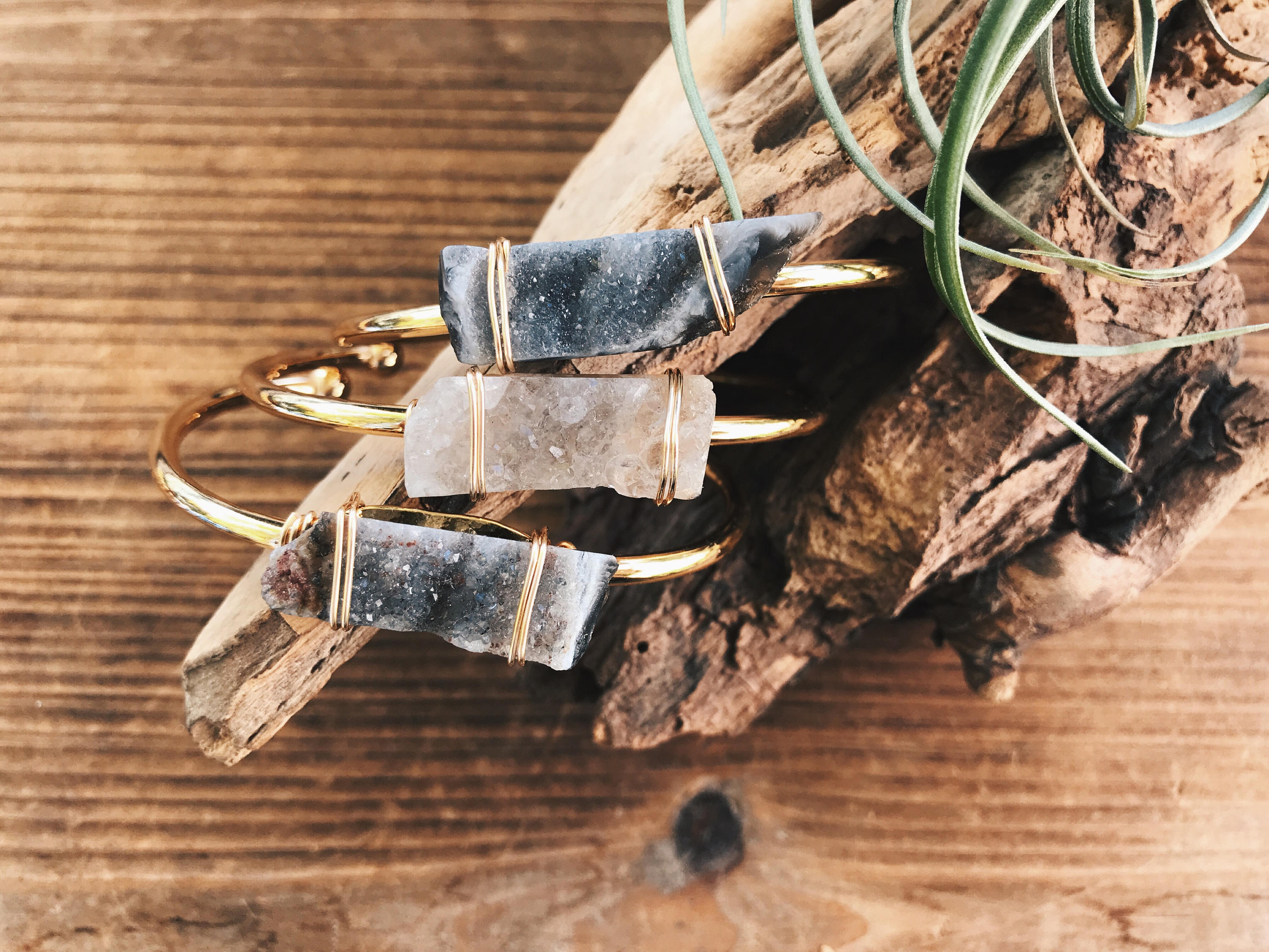 White Agate Cuff // Gold Gemstone Bangle // Agate Slice Bracelet ...
