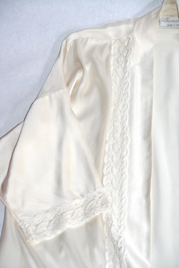 Beautiful Quality Vintage Cream Silk Slip & Robe- Siz… - Gem