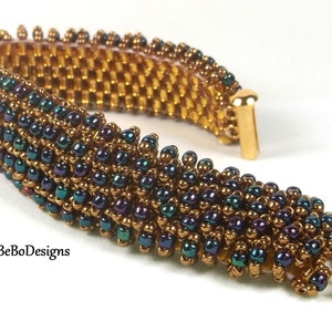 Loopy Loop Bead Woven Seed Bead Bracelet in Metallic Blue Iris AB - Etsy