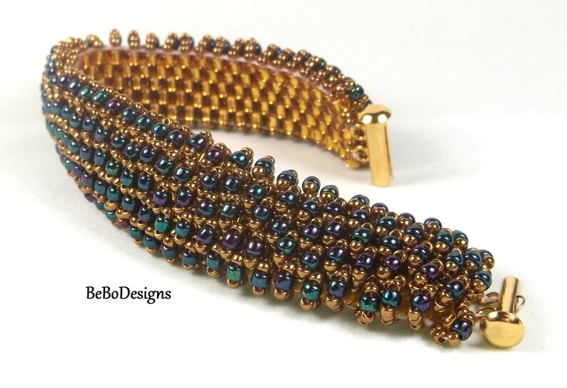 Loopy Loop Bead Woven Seed Bead Bracelet in Metallic Blue Iris AB - Etsy