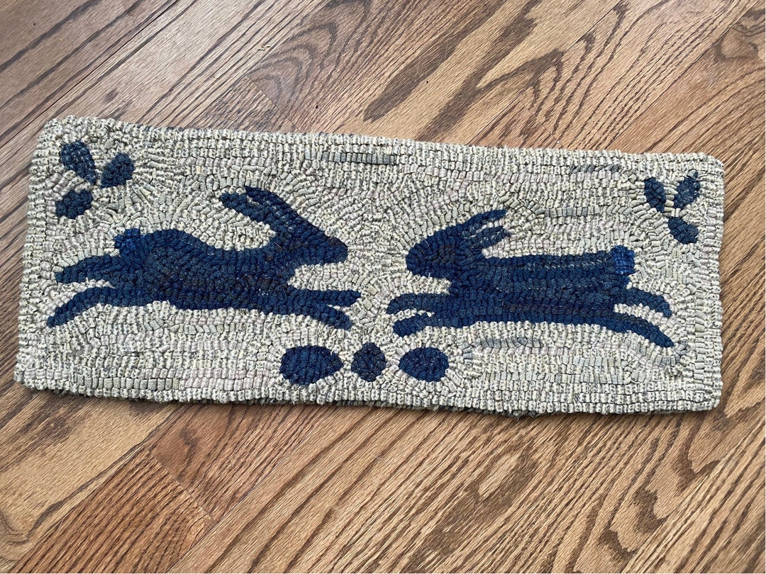 Blue and Tan Primitive Style Hooked Rug Runner Rabbit Pair in Stoneware ...