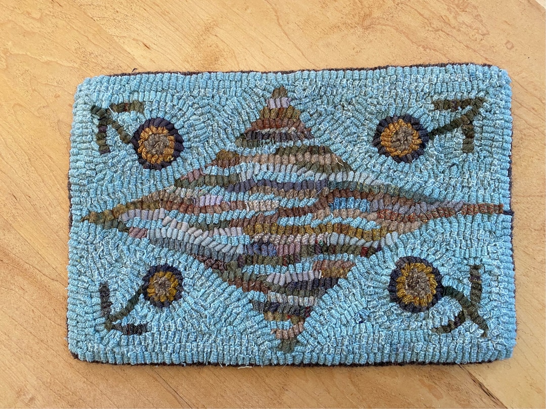 Handmade Primitive Style Hooked Rug Mat Geometric Design With Posies - Etsy