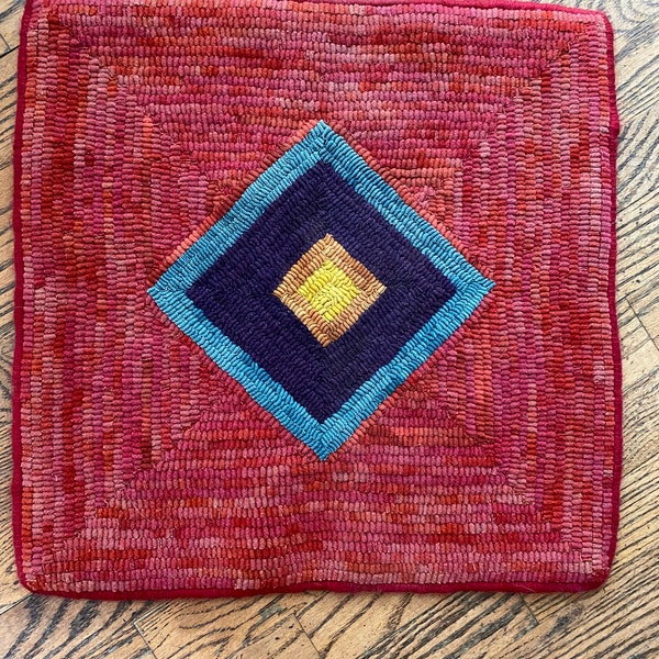 Hooked Table Mat - Etsy