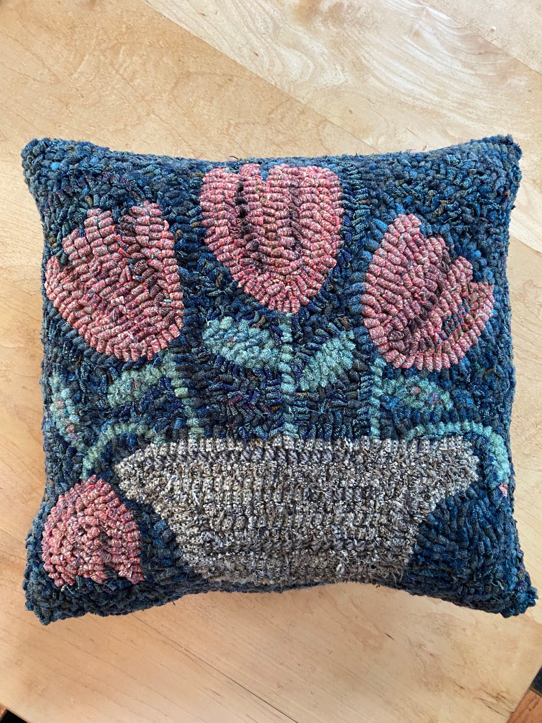 Handmade Primitive Style Hooked Rug Pillow Tulips in Basket - Etsy