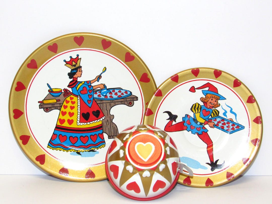 1960's Ohio Art Queen of Hearts Tin Toy Tea Place Setting - Etsy