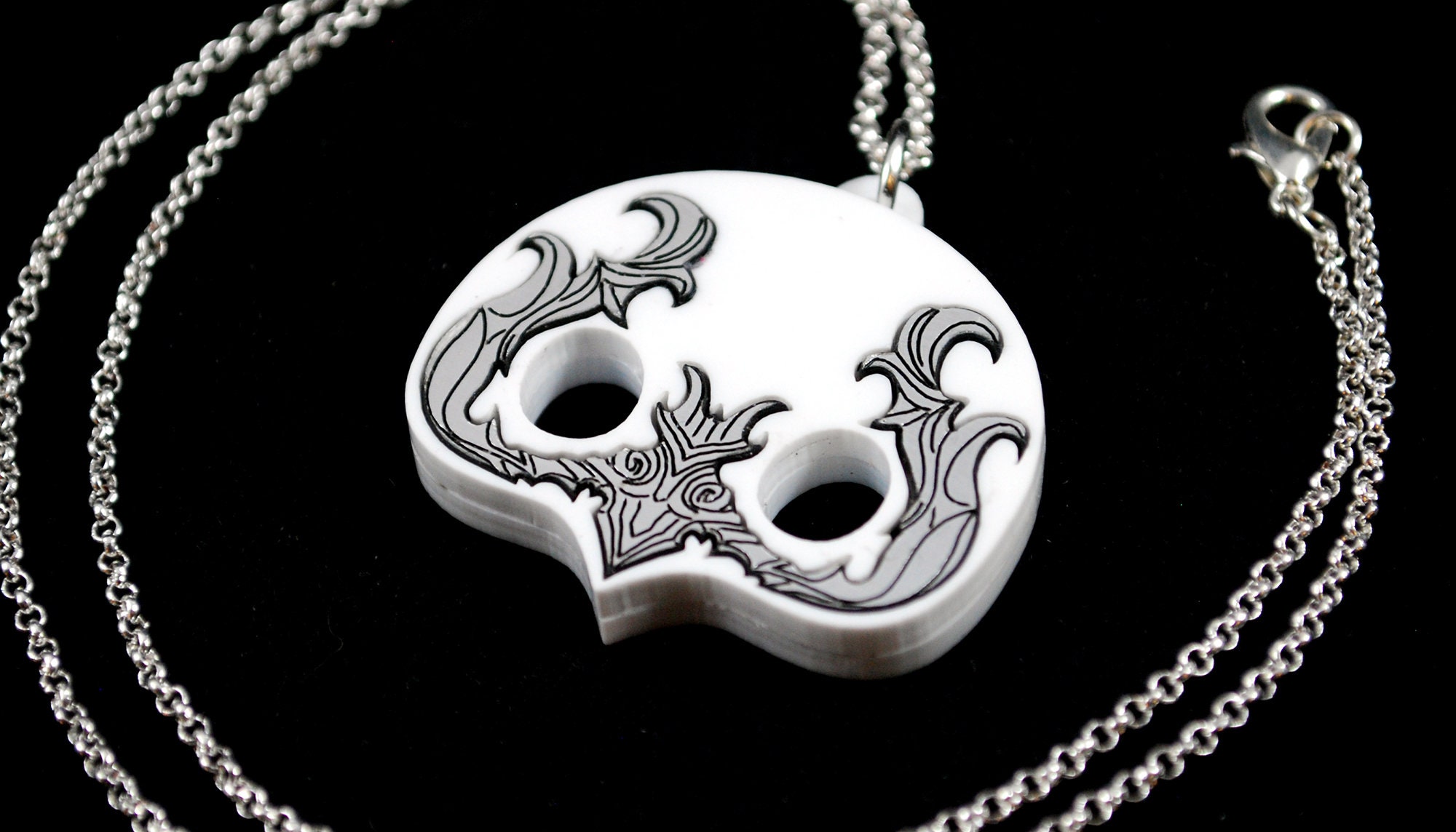 FFXIV Mask of the Ancients Acrylic as Necklace or Keychain | Etsy