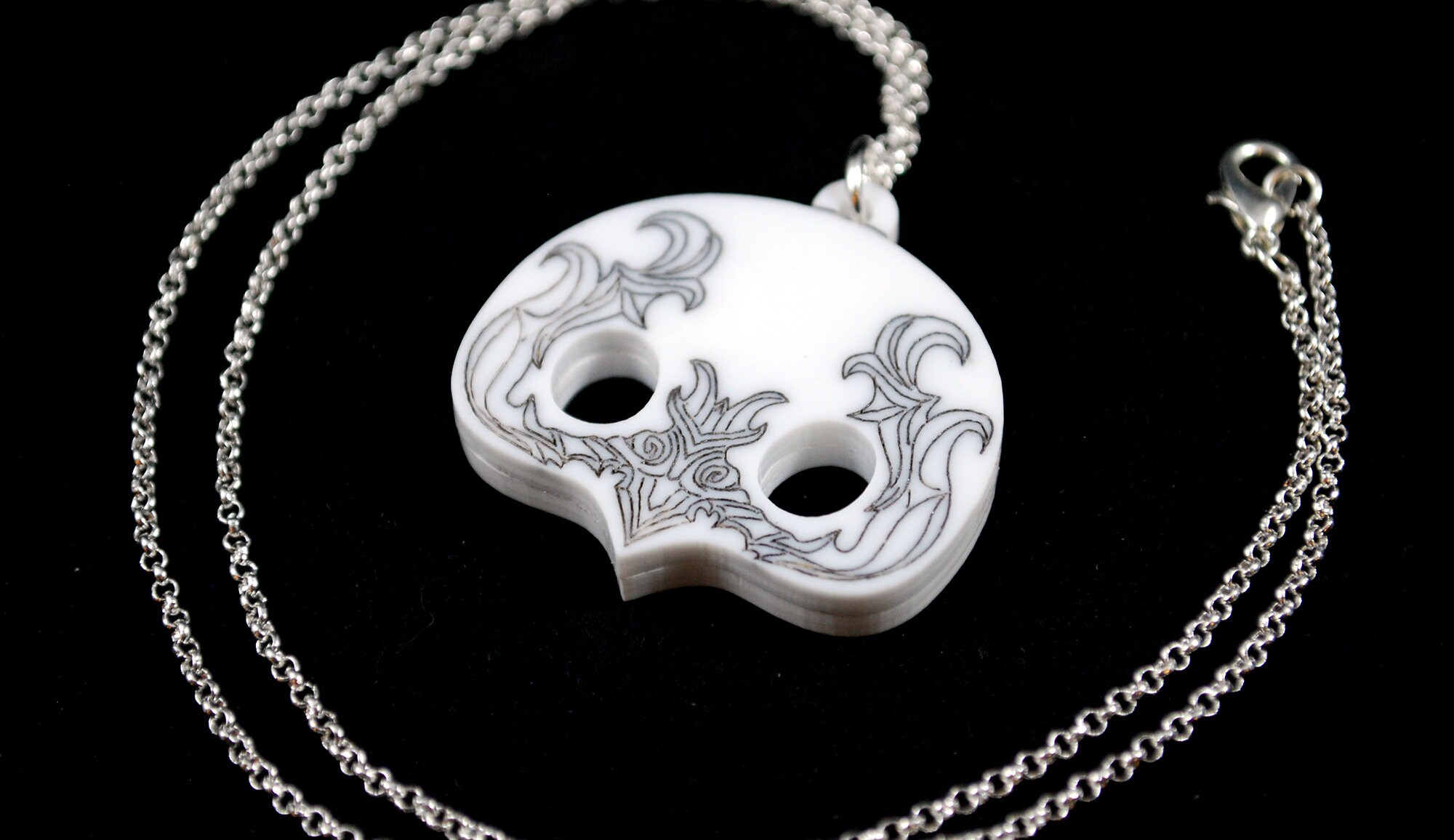 FFXIV Mask of the Ancients Acrylic as Necklace or Keychain | Etsy