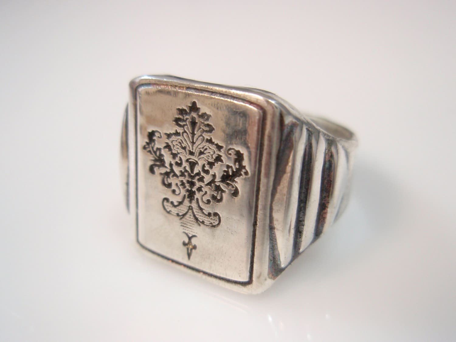 Victorian Signet Ring Solid Sterling Silver 925 by Ezi Zino | Etsy