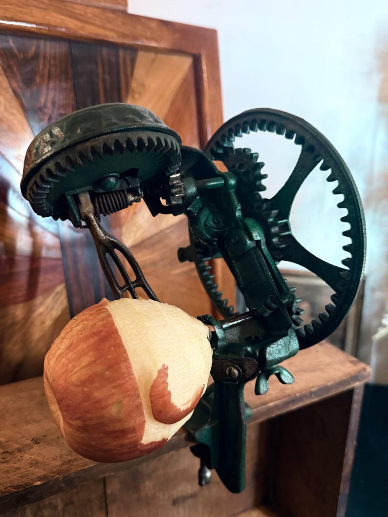 Antique Green Cast Iron Apple Peeler, Farmhouse Kitchen Decor - Etsy