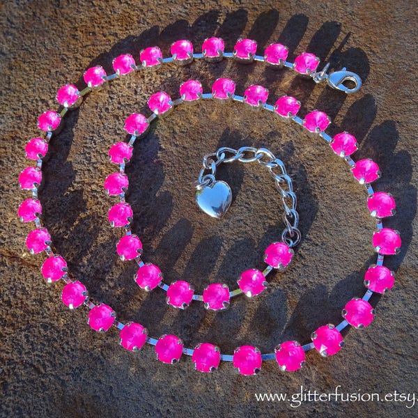 Bright Pink Necklace - Etsy