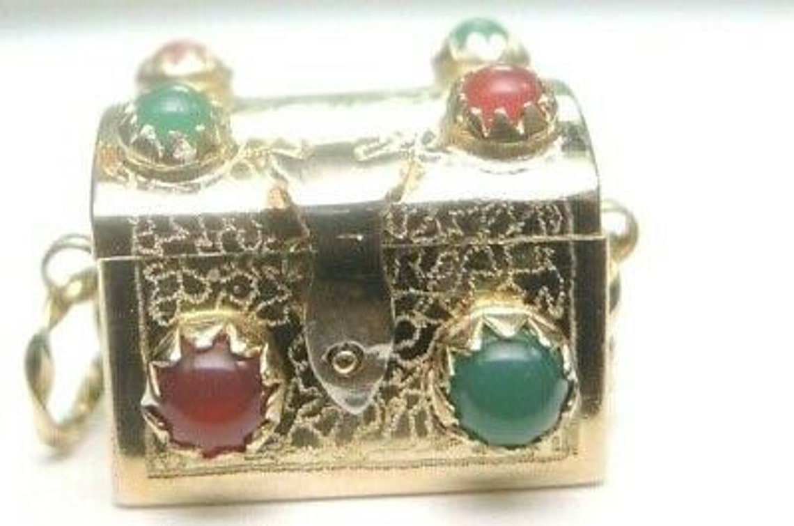 Antique Vintage Art Deco Trunk Charm 18K Yellow Gold Carnelian ...