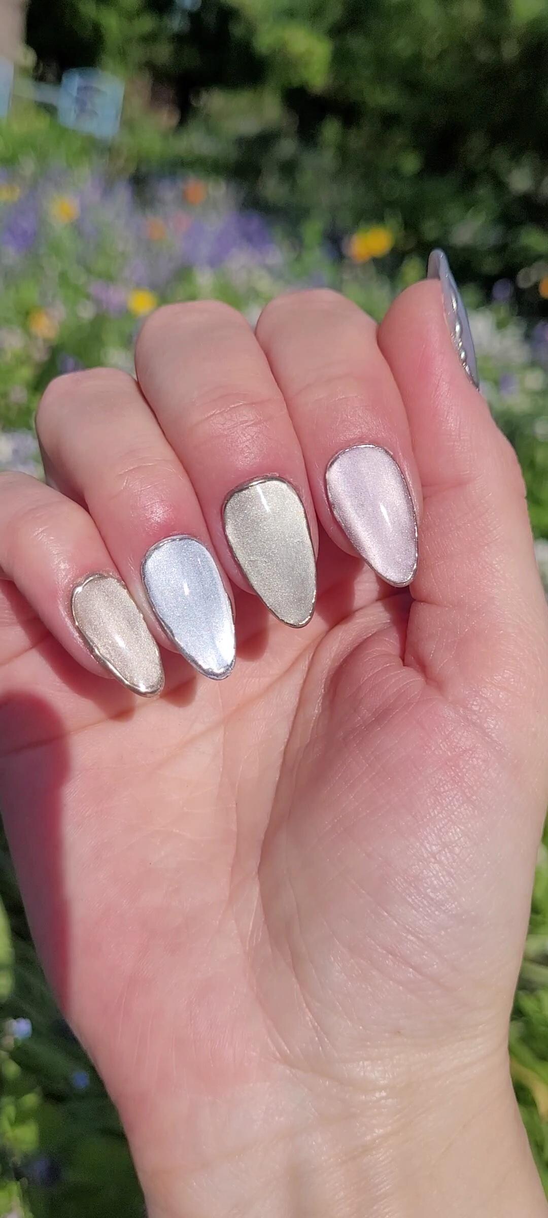 Moonlight Cateye Press-on Nails With 3D Chrome Frame - Custom Size - Etsy