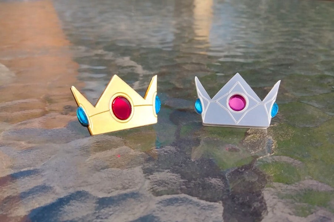 Princess Peach and Rosalina rosetta Crown Pins - Etsy Canada