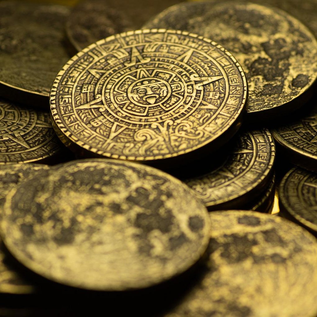 La moneda de preocupación del sol y la luna Aztec Sun Stone Calendar ...