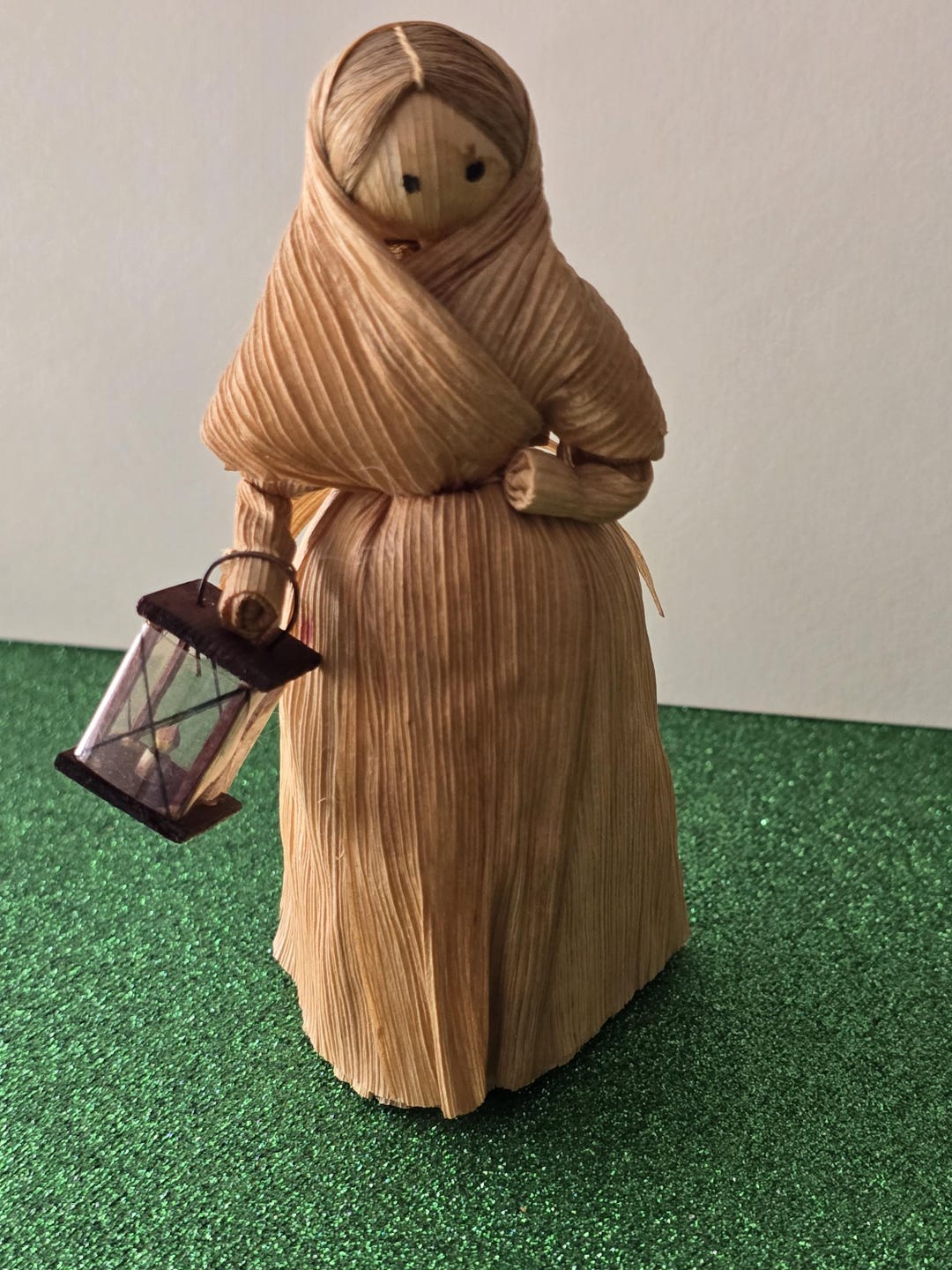 Vintage Corn Husk Doll : Lady Holding Lantern - Etsy