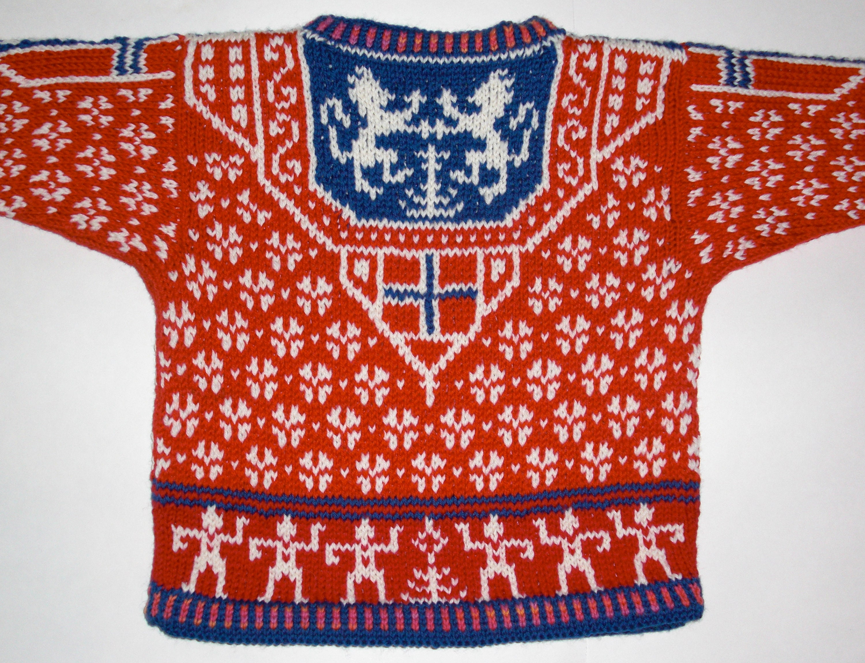 Knitting Pattern Norway Shield Two Years - Etsy