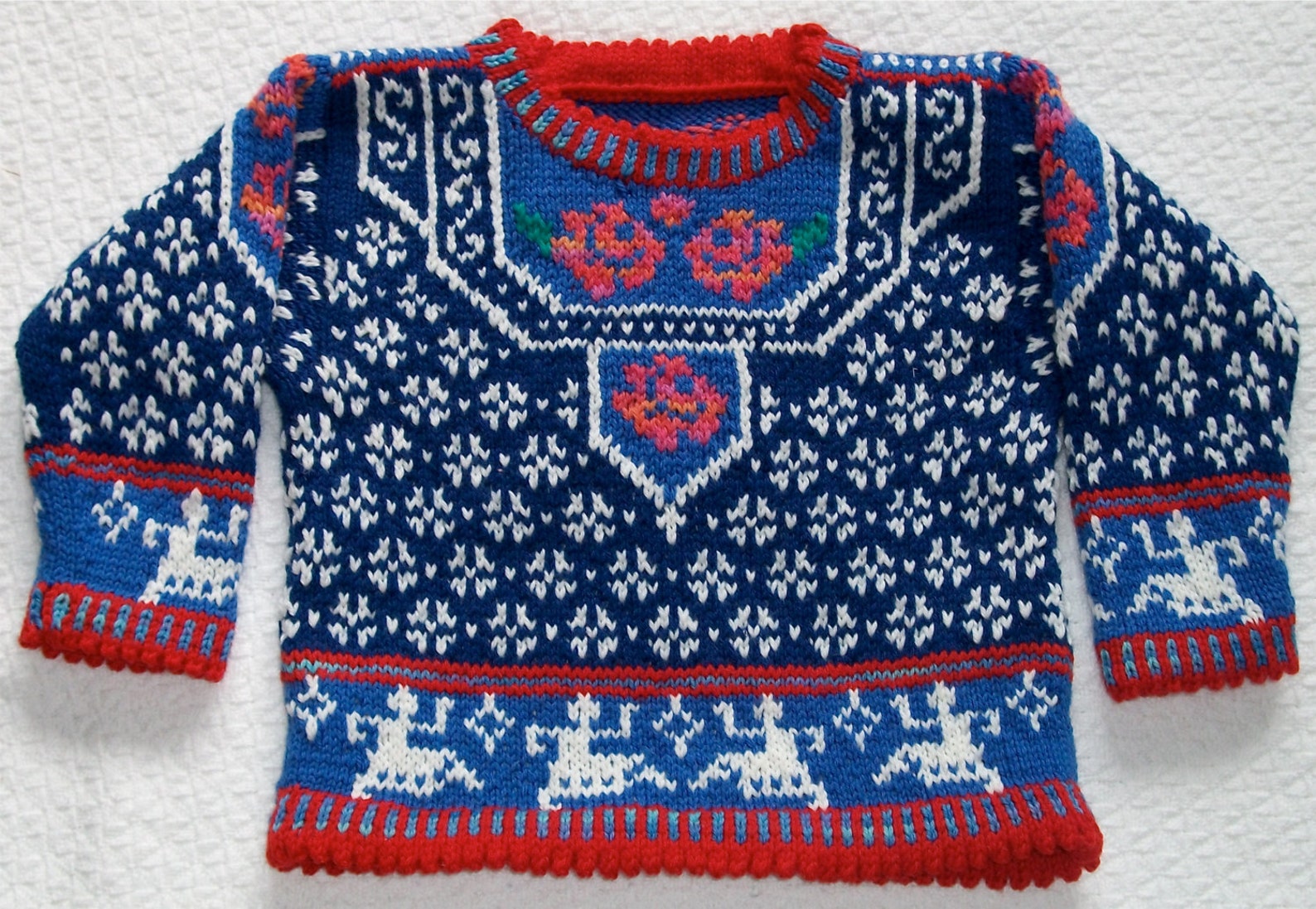 Knitting Pattern: Norway Roses Two Years - Etsy