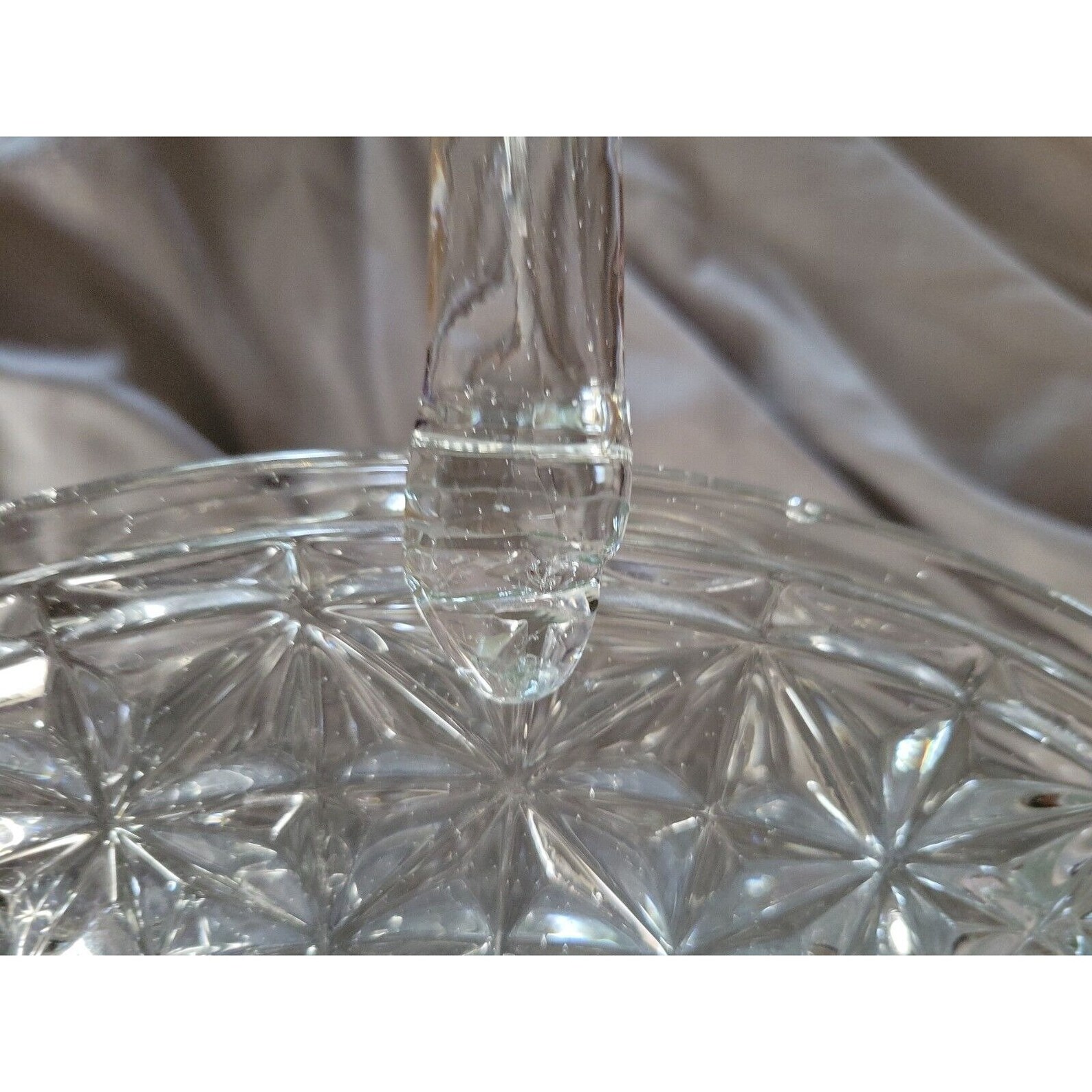 L.E. Smith Cut Glass Star Pattern Classic Wedding Basket Vase Handle ...