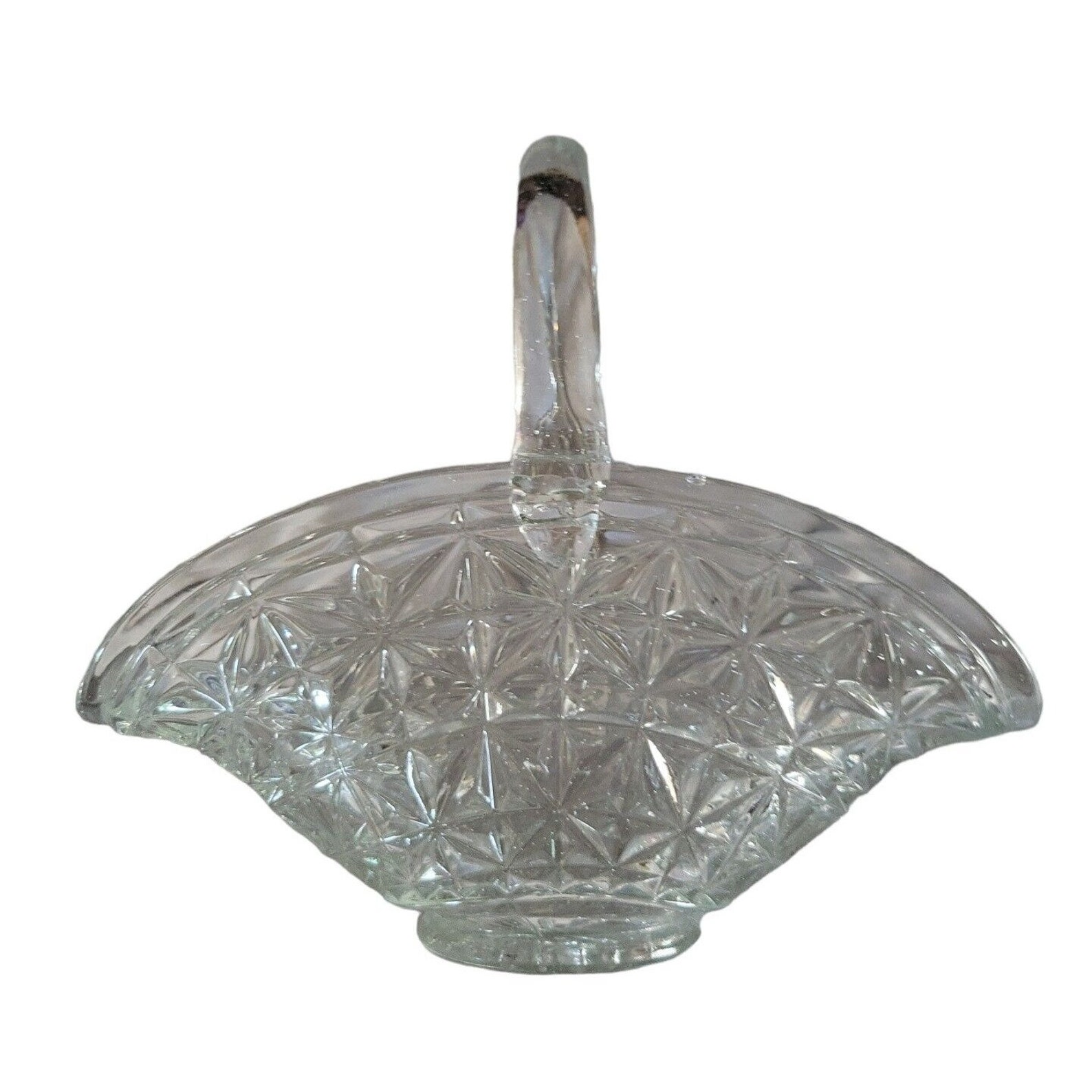 L.E. Smith Cut Glass Star Pattern Classic Wedding Basket Vase Handle ...