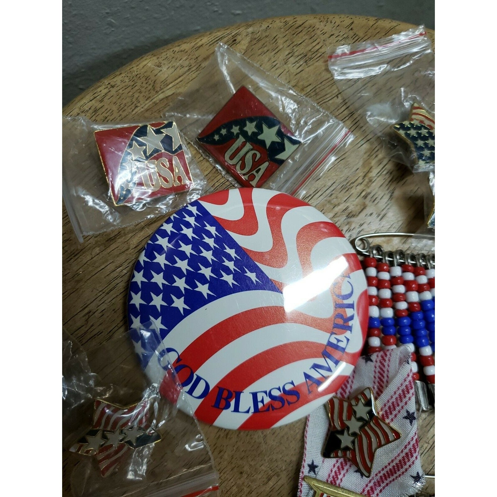 SAFETY PIN American Flag Patriotic Red White Blue Pins Brooches Jewelry ...