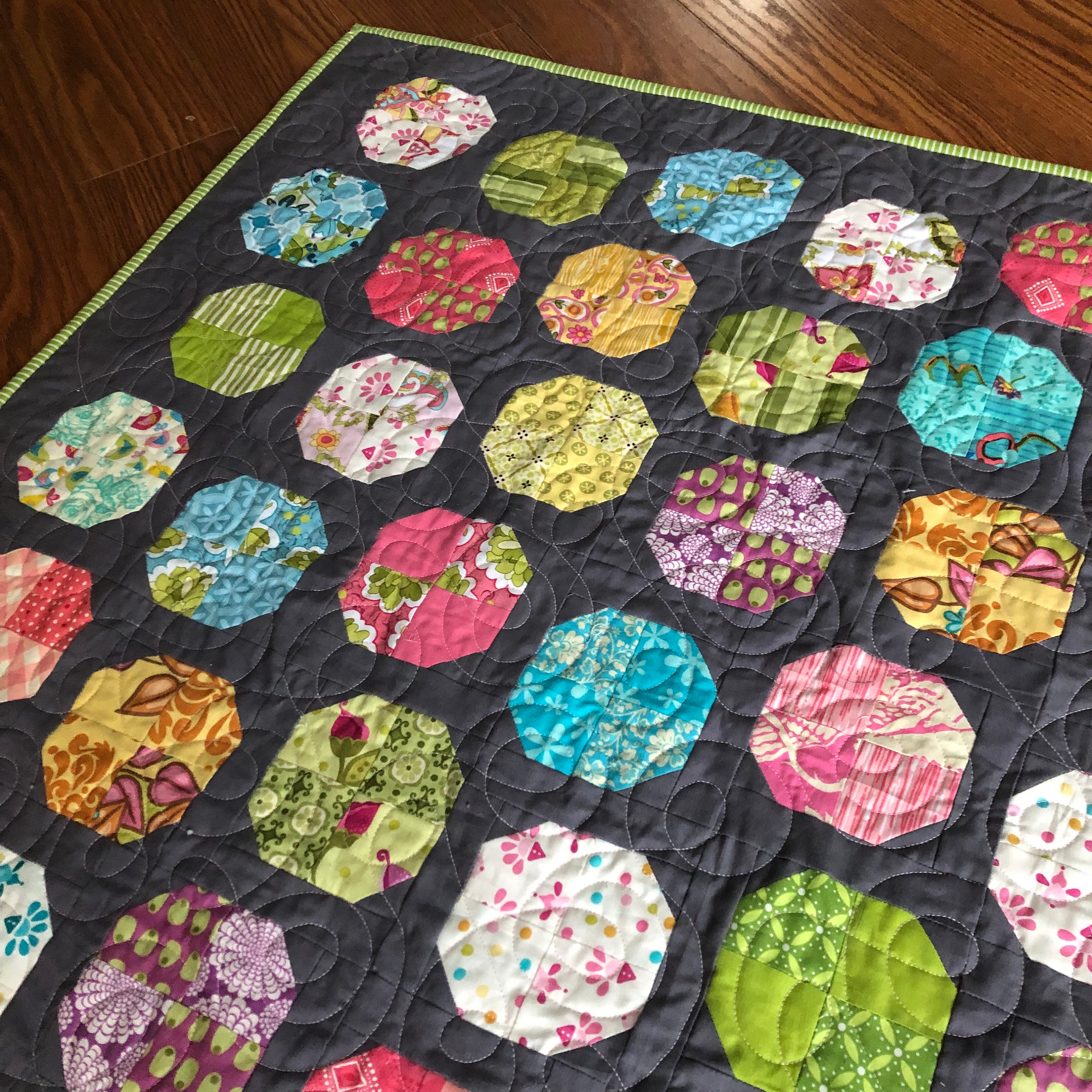 PDF PATTERN Bundle- Spinning Snowballs and Swirling Spheres Quilt ...