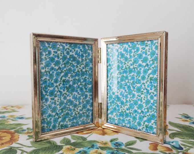 Shiny Gold-tone Metal Folding Picture Frame. 3 1/2 X 5 Inch Rectangle ...