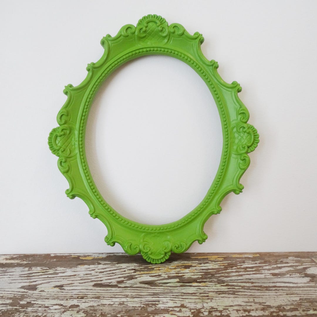 Green Painted Ornate Oval Picture Frame 9 3/4 X 12 Open Empty Oval ...