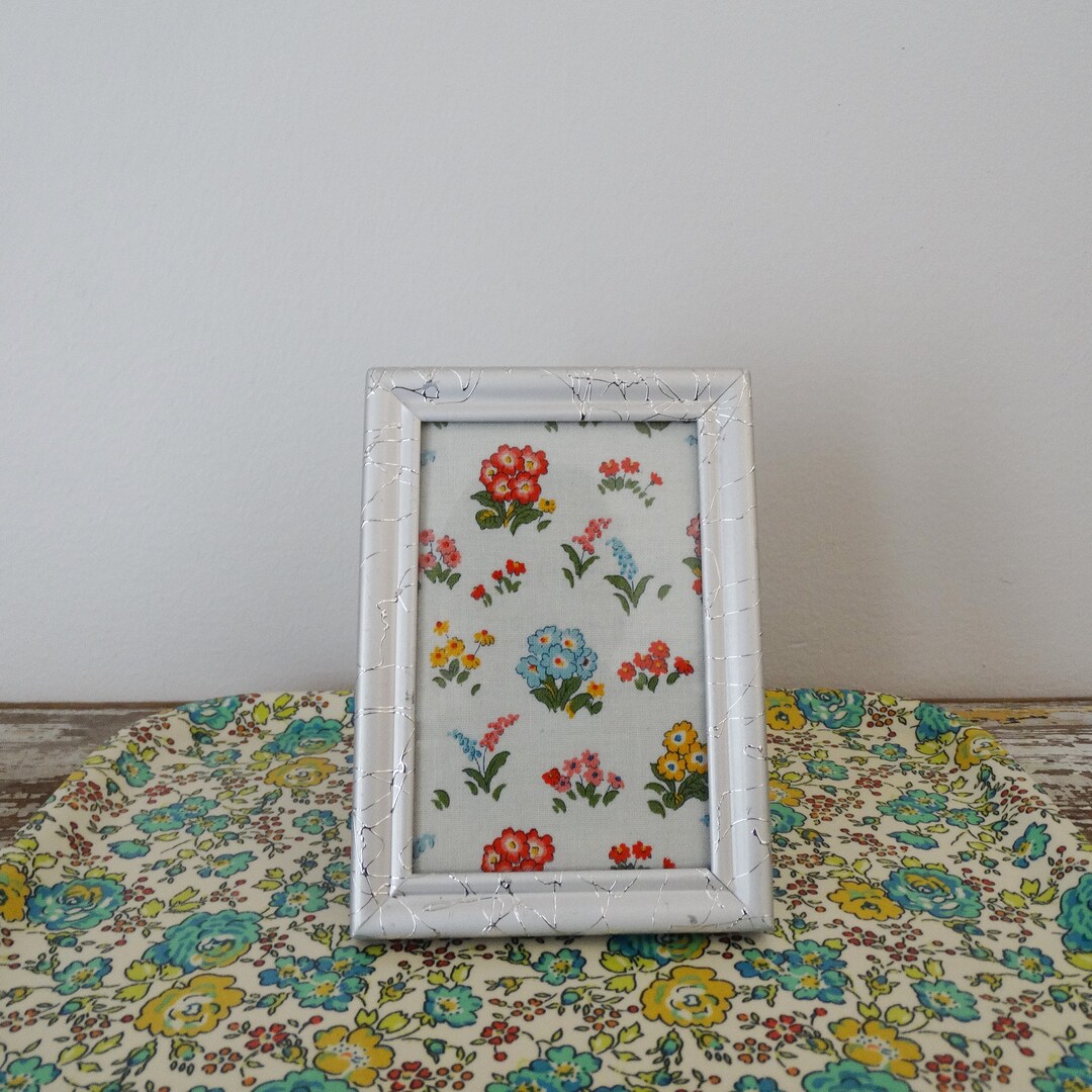 Small Light Brushed Silver Picture Frame Minimalist Simple Light Silver ...